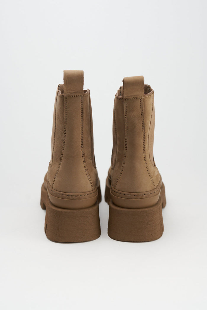 Copenhagen Studios Nabuc Taupe Chelsea Boots